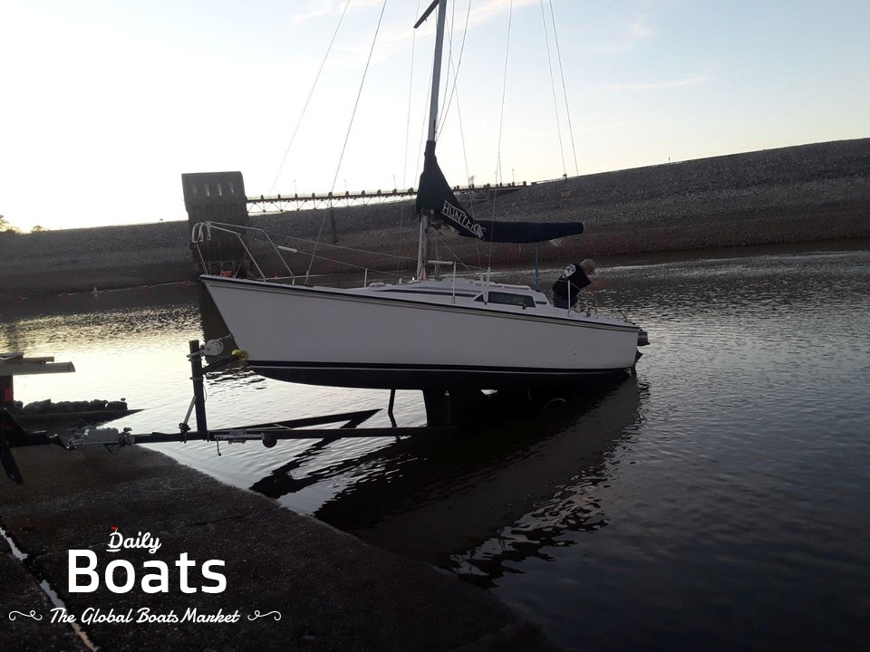 1986 Hunter 23 for sale. View price, photos and Buy 1986 Hunter 23 #345378