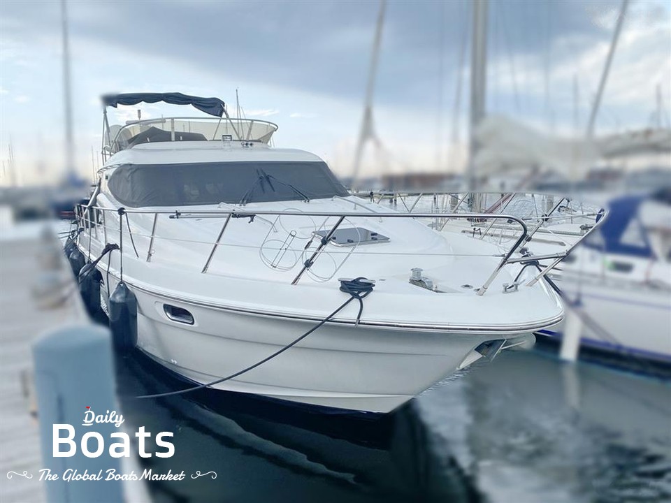 2007 Sealine T52 for sale. View price, photos and Buy 2007 Sealine T52 ...