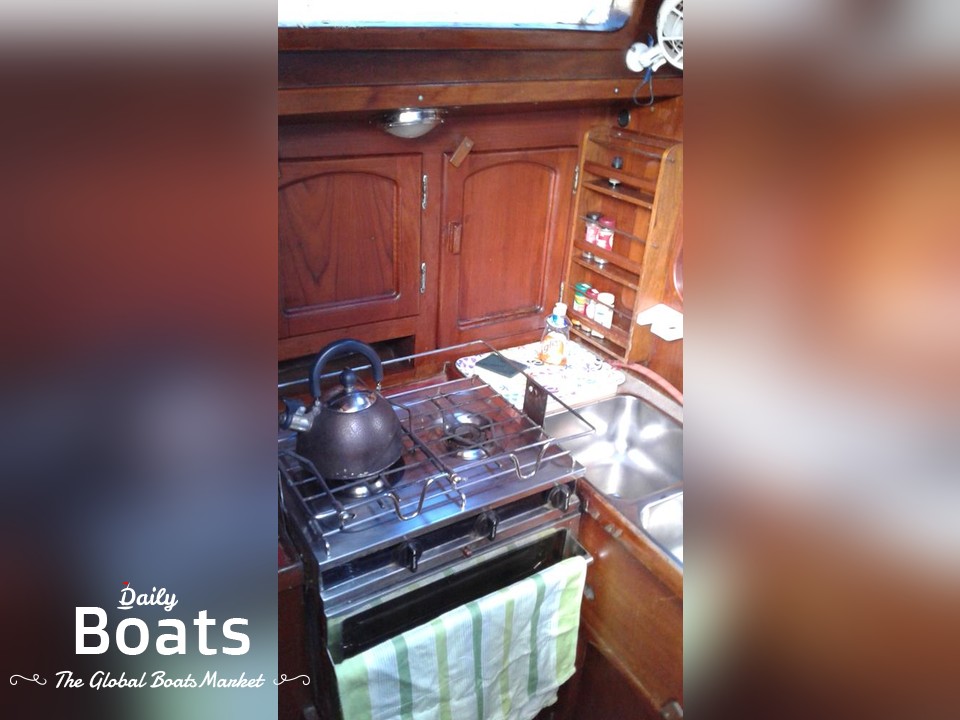 1991 Adams Yacht 35 for sale. View price, photos and Buy 1991 Adams ...