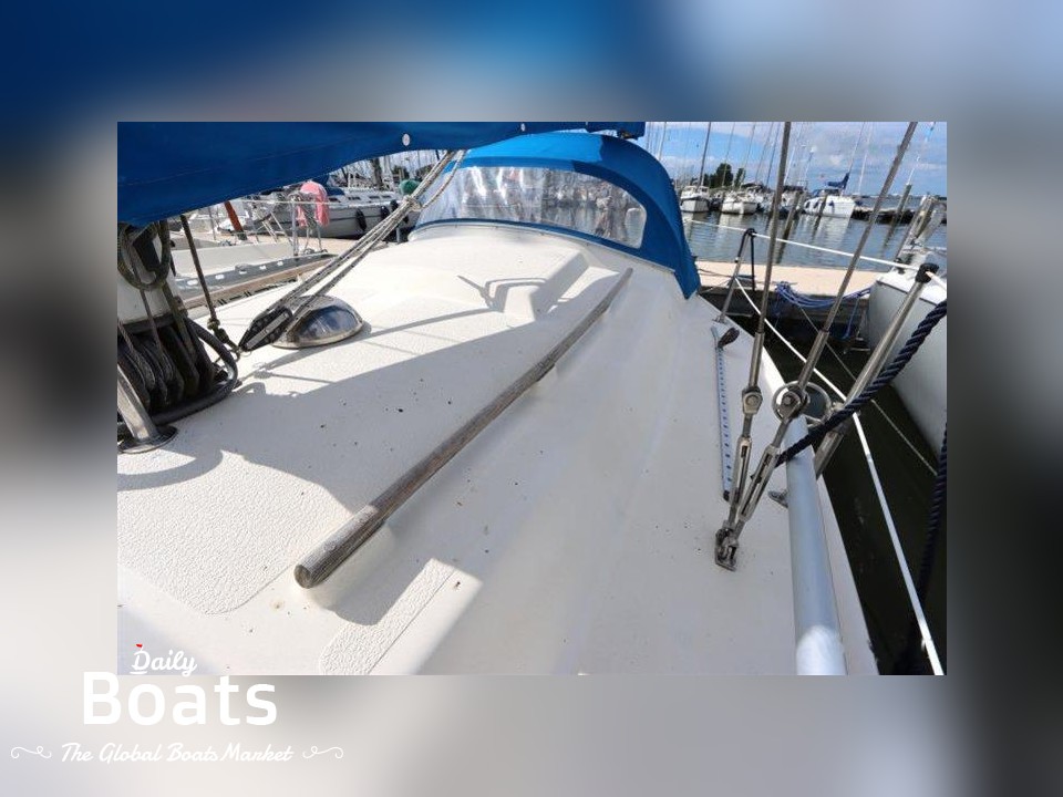 1980 Hallberg Rassy 26 for sale. View price, photos and Buy 1980 ...
