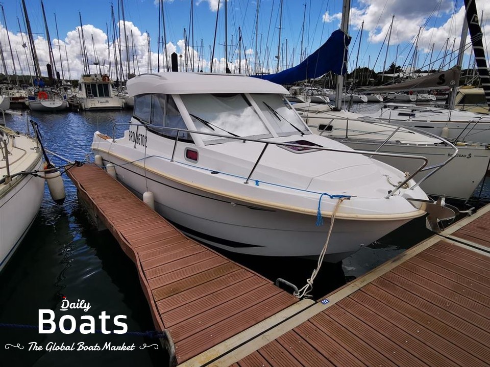 2009 Bénéteau Boats Antares 750 for sale. View price, photos and Buy ...