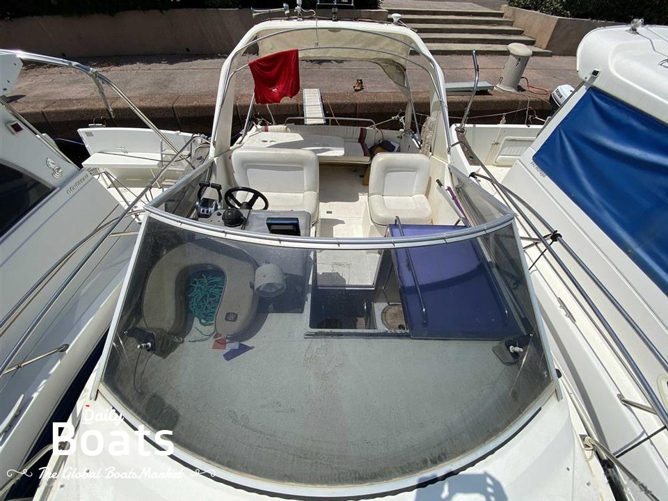 1990 Princess Riviera 266 for sale. View price, photos and Buy 1990 ...