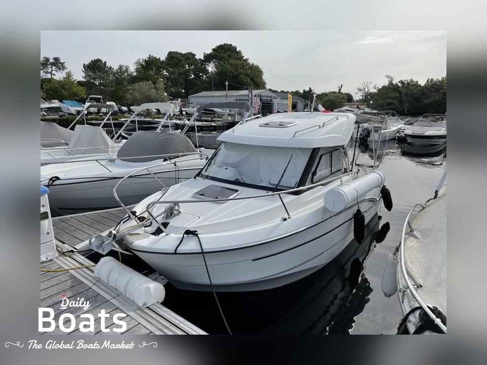 2018 Bénéteau Boats Antares 6 Hb for sale. View price, photos and Buy ...