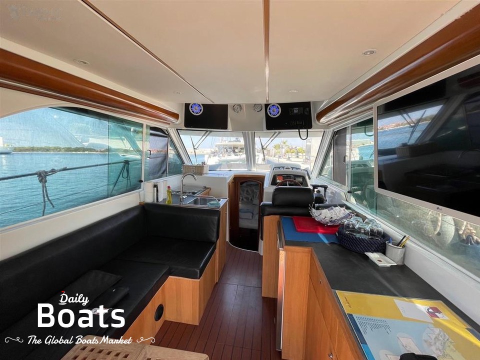 2006 Bénéteau Boats Antares 980 for sale. View price, photos and Buy ...