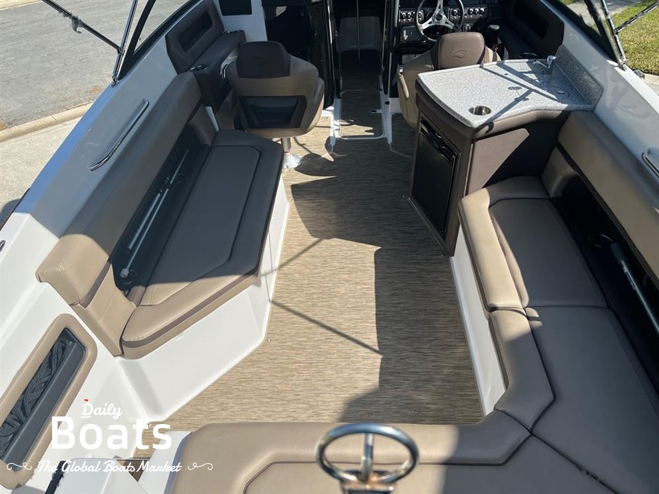 2020 Rinker Q7 for sale. View price, photos and Buy 2020 Rinker Q7 #345901