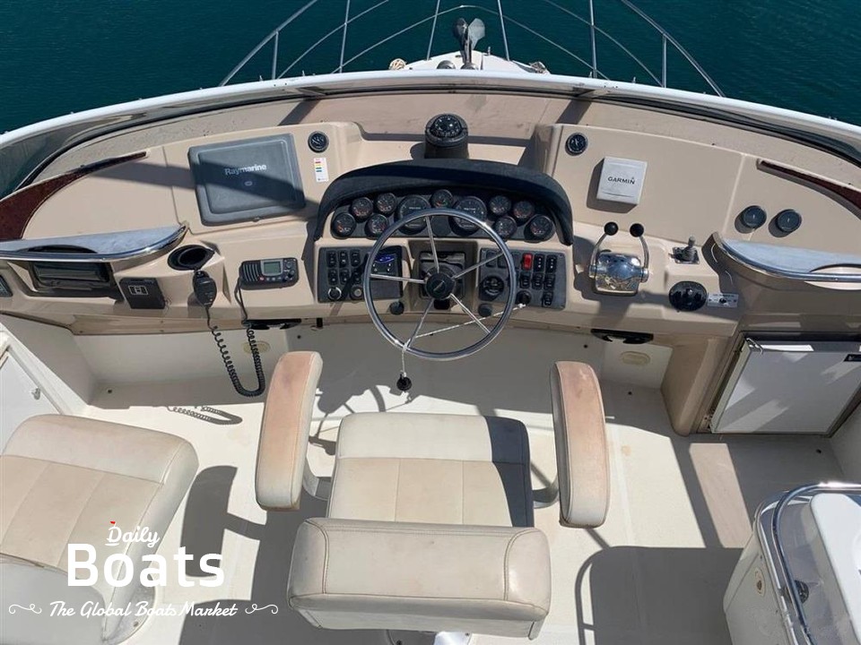 2005 Carver Yachts 41 Cockpit Motor for sale. View price, photos and ...