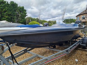 Power boats Phantom for sale - Daily Boats