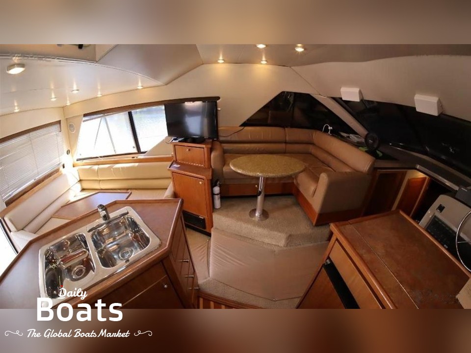 1999 Bayliner Boats 3988 Command Bridge Motor Yacht for sale. View ...