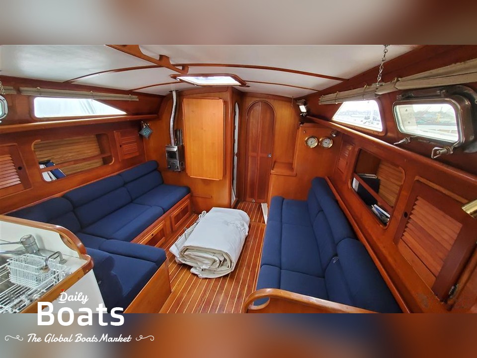 1992 Freedom 38 for sale. View price, photos and Buy 1992 Freedom 38 ...