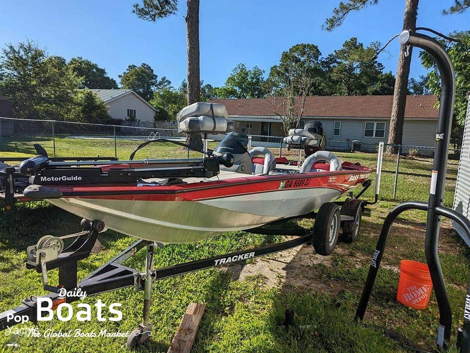 2013 Bass Tracker Pro Team 18 Jet à vendre. Voir le prix, les photos et ...