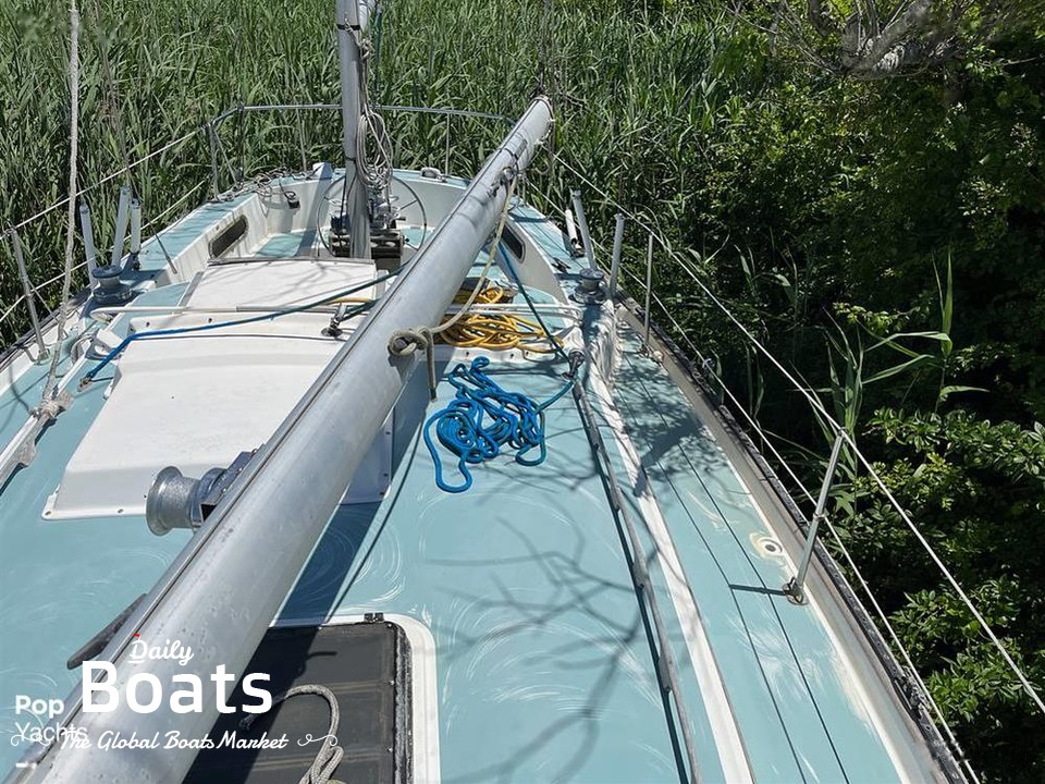 1977 Pearson 365 for sale. View price, photos and Buy 1977 Pearson 365 ...