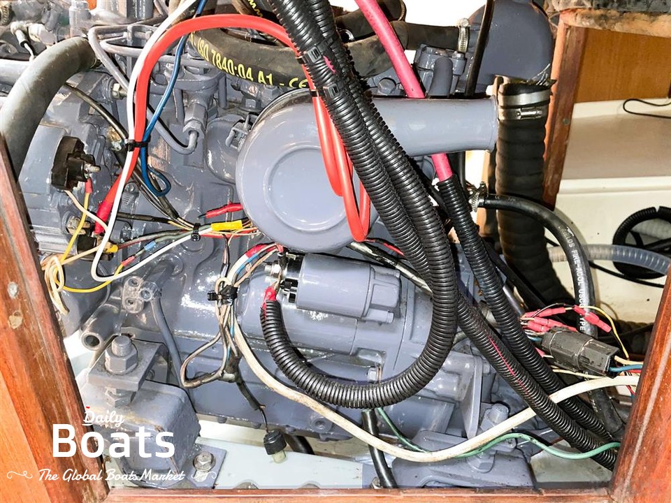 1998 Hunter 340 for sale. View price, photos and Buy 1998 Hunter 340 ...