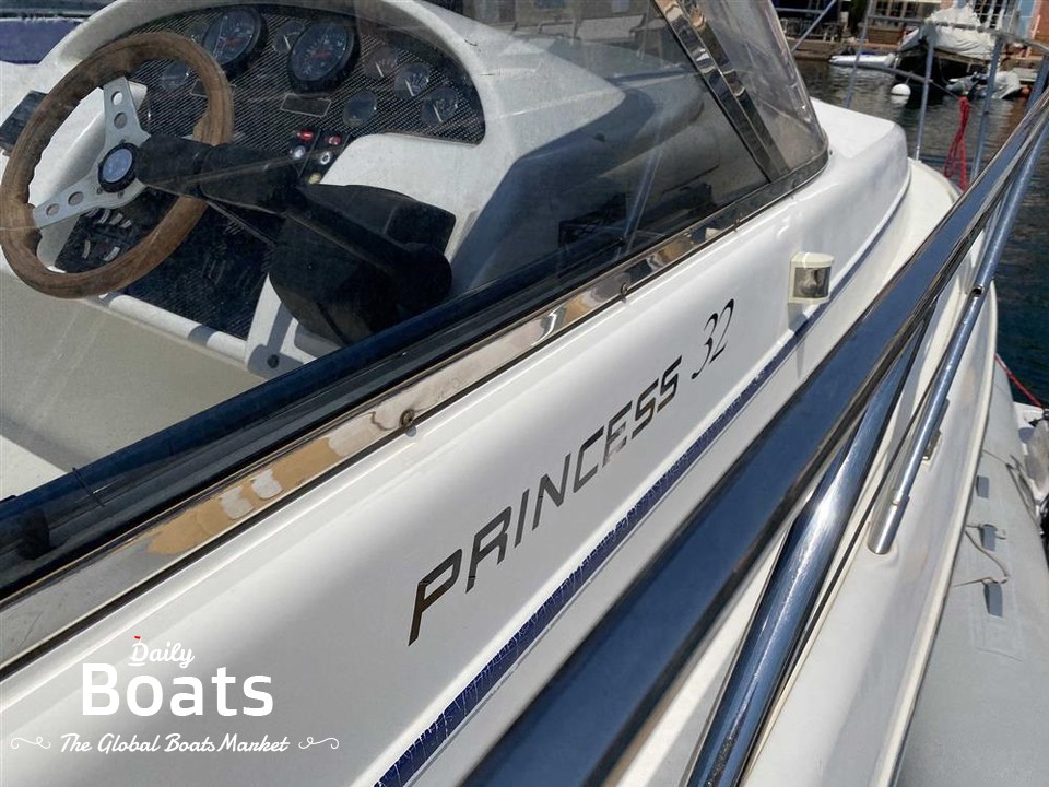 1994 Princess Riviera 32 for sale. View price, photos and Buy 1994 ...