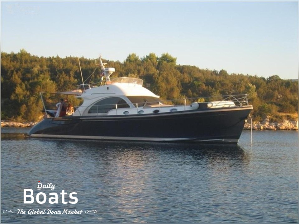 2005 Mochi Craft 56 Fly for sale. View price, photos and Buy 2005 Mochi ...