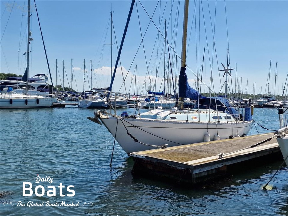 1988 Rustler 36 for sale. View price, photos and Buy 1988 Rustler 36 ...