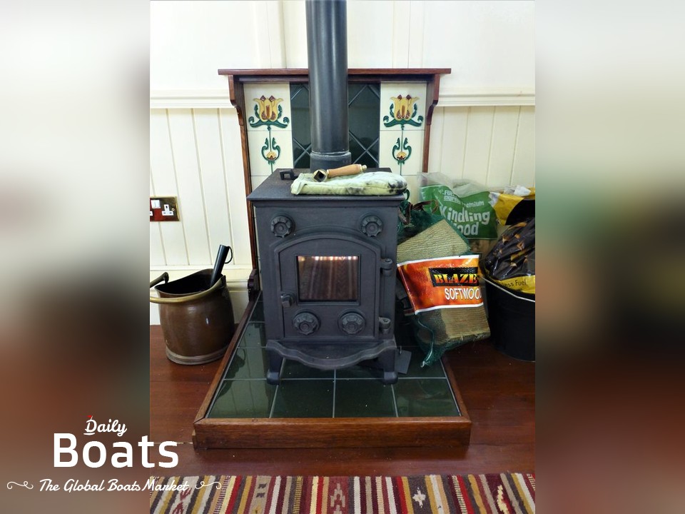 1914 Houseboat Classic Ex Dutch Sailing Barge for sale. View price ...