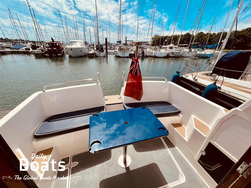 2003 Hardy Motor Boats Mariner 25 for sale. View price, photos and Buy ...