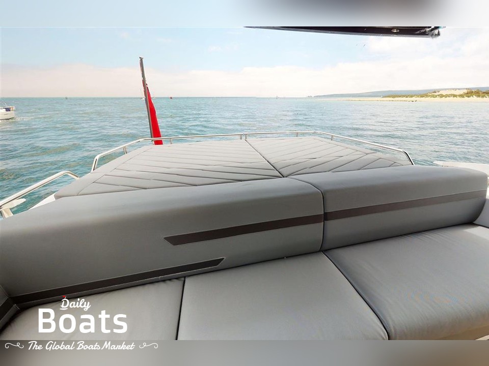 2021 Sunseeker Predator 74 Xps for sale. View price, photos and Buy ...