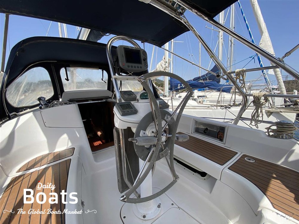 2009 Hunter 33 for sale. View price, photos and Buy 2009 Hunter 33 #347407