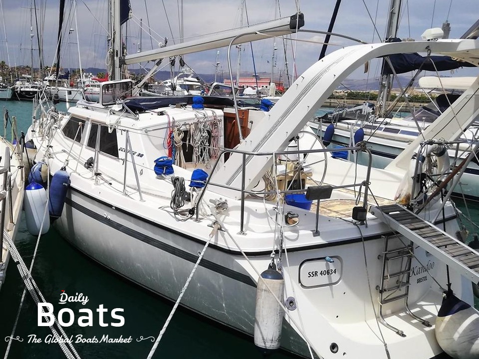 1991 Moody Eclipse 38 for sale. View price, photos and Buy 1991 Moody ...