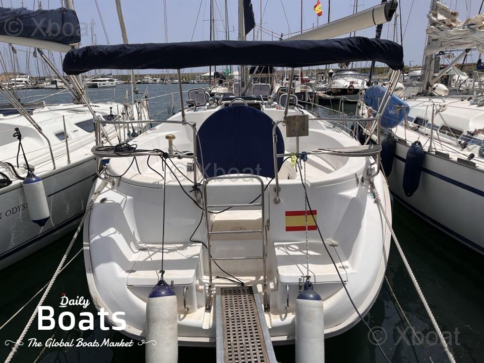 1998 Hunter 376 for sale. View price, photos and Buy 1998 Hunter 376 ...