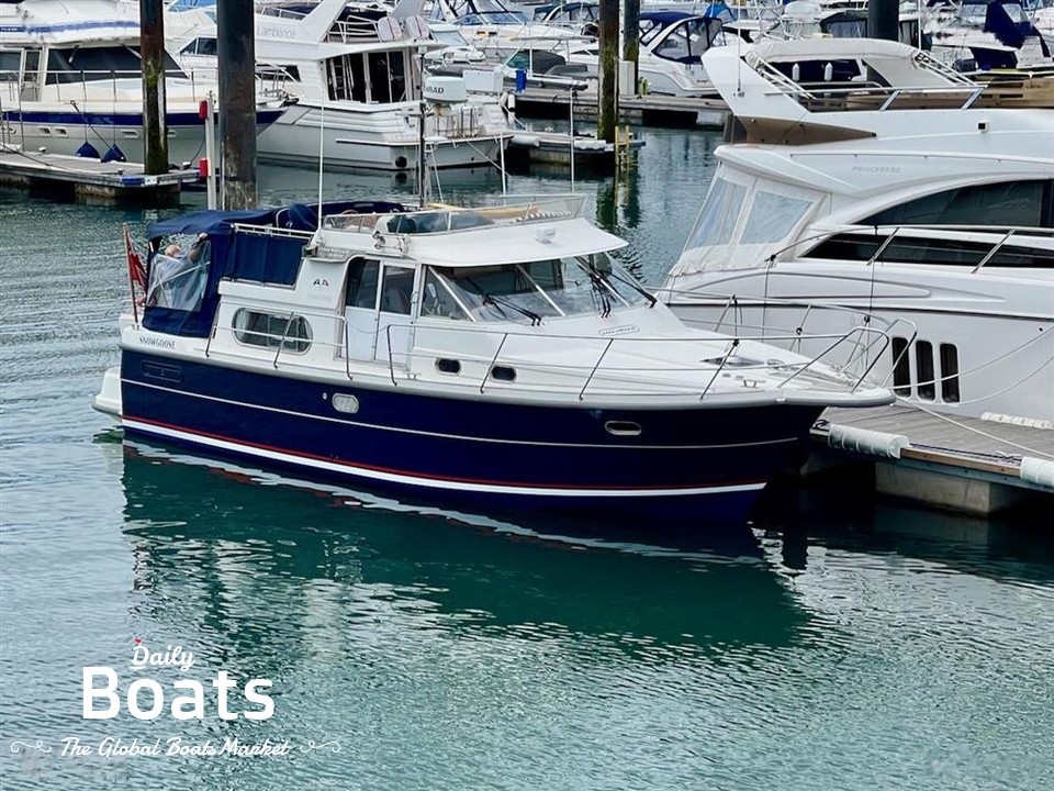 2004 Nimbus 380 Commander for sale. View price, photos and Buy 2004 ...