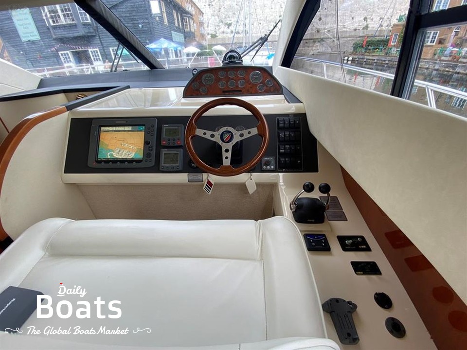 2006 Fairline Phantom 40 for sale. View price, photos and Buy 2006 ...