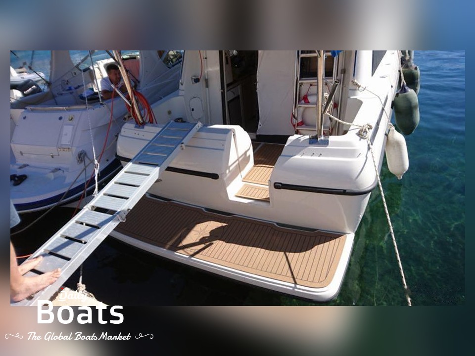 1995 Bayliner Boats 3258 Avanti Command Bridge for sale. View price ...