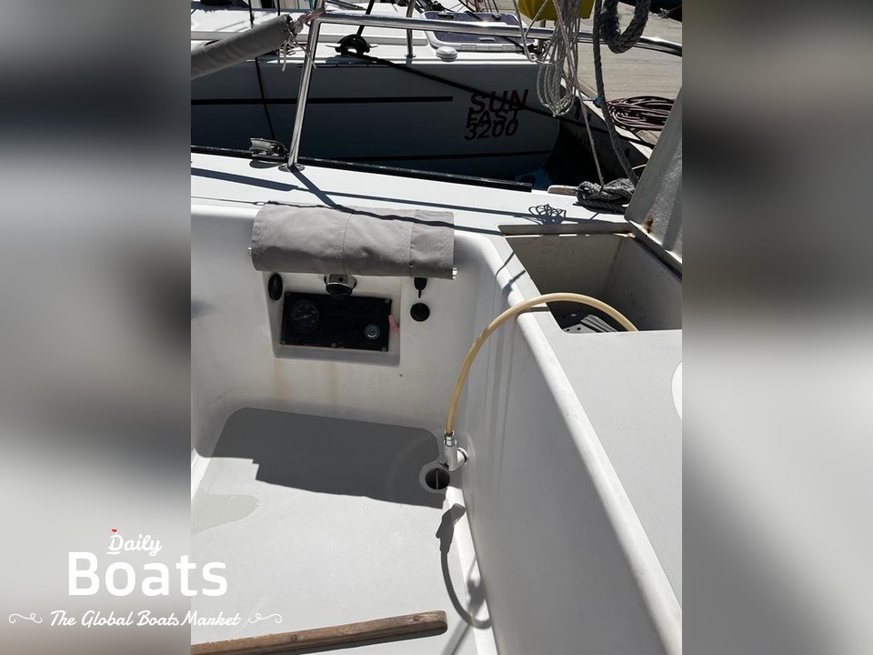 1991 J Boats J35 for sale. View price, photos and Buy 1991 J Boats J35 ...