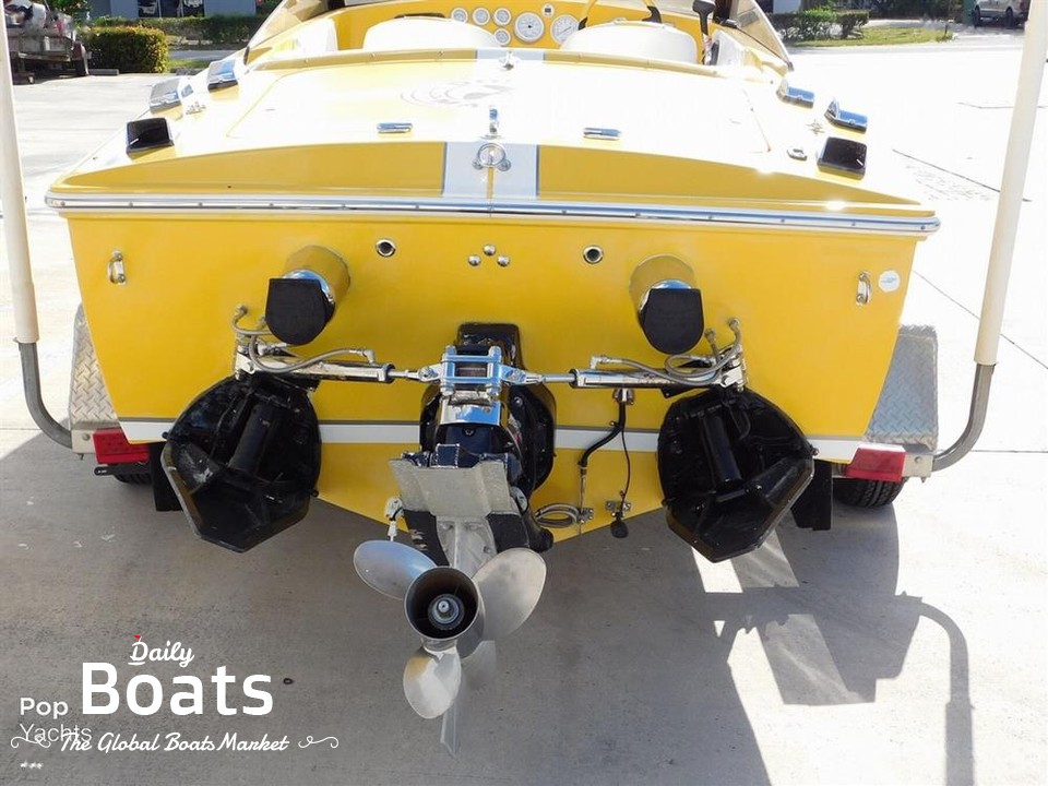 2004 Donzi Marine 40Th Anniversary Edition 22 for sale. View price ...