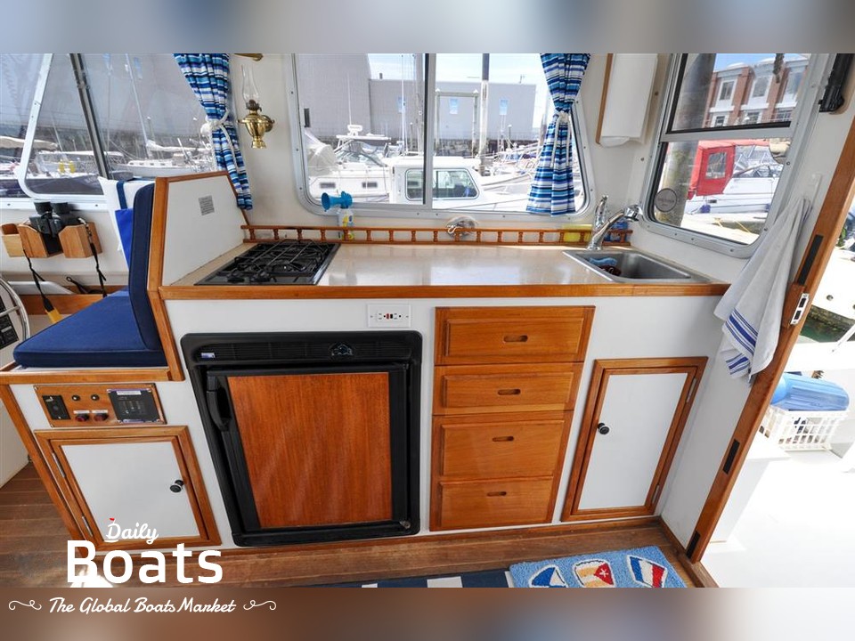 2004 Eastern 31 Casco Bay for sale. View price, photos and Buy 2004 ...