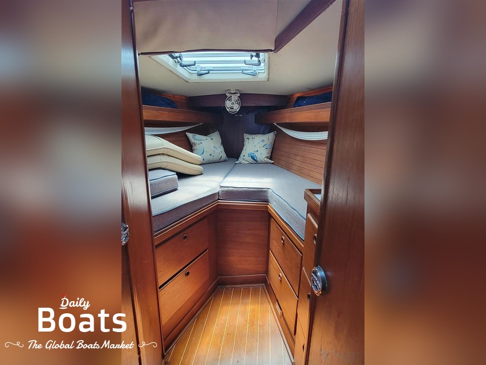 1988 Sabre Yachts 425 for sale. View price, photos and Buy 1988 Sabre ...