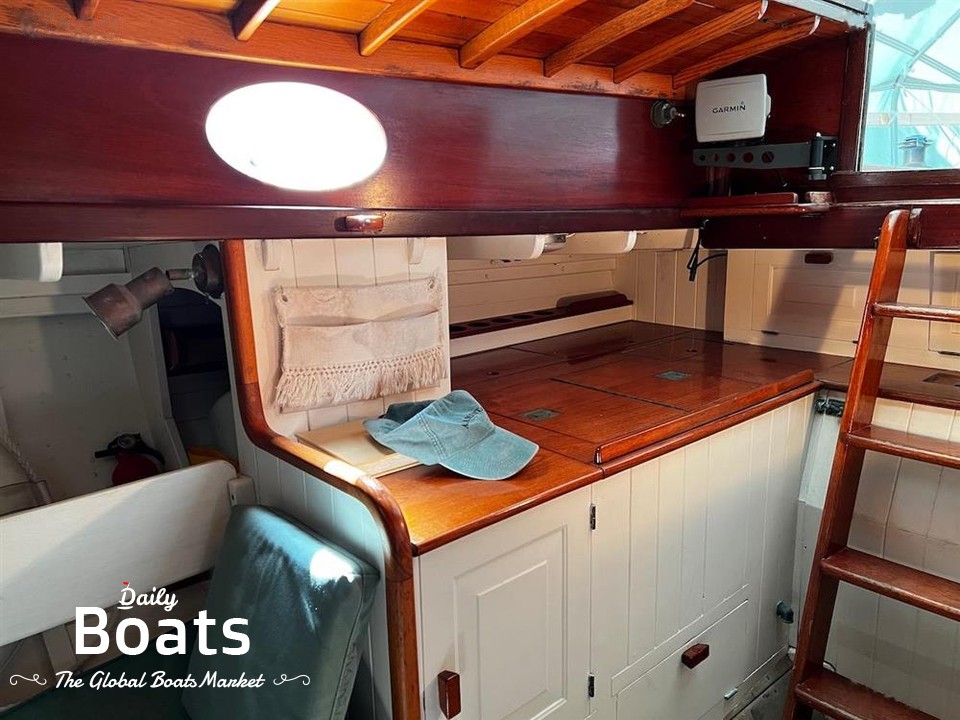 1954 Herreshoff 33 for sale. View price, photos and Buy 1954 Herreshoff ...