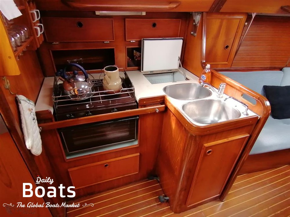 1987 Jeanneau Sun Rise 34 for sale. View price, photos and Buy 1987 ...