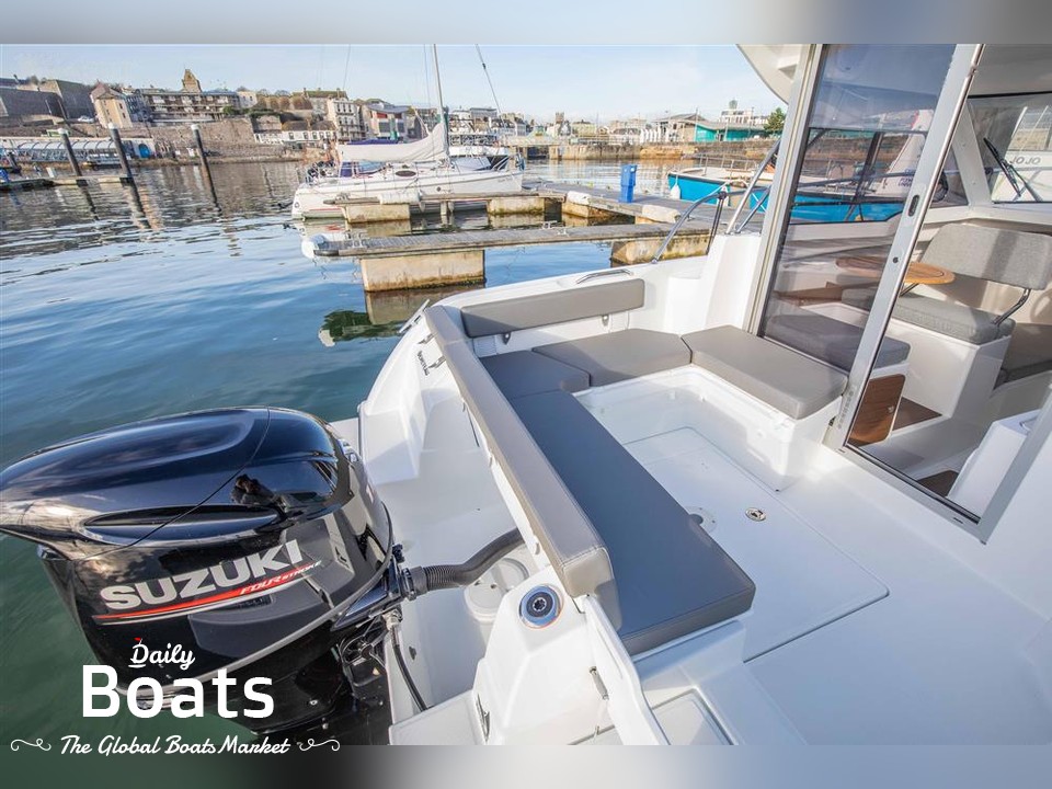 2018 Bénéteau Boats Antares 600 for sale. View price, photos and Buy ...