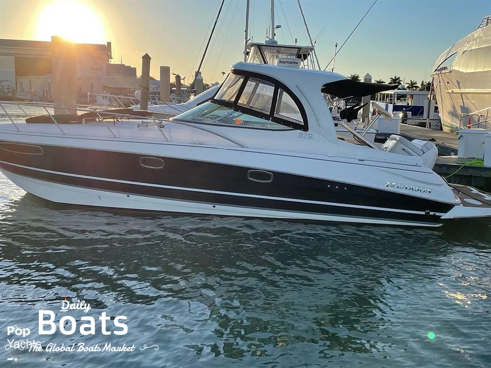 2009 Larson Boats 370 Cabrio Daycruiser for sale. View price, photos ...