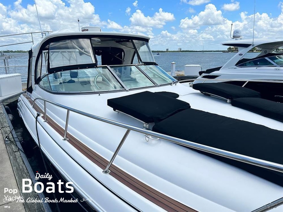 2009 Larson Boats 370 Cabrio Daycruiser for sale. View price, photos ...