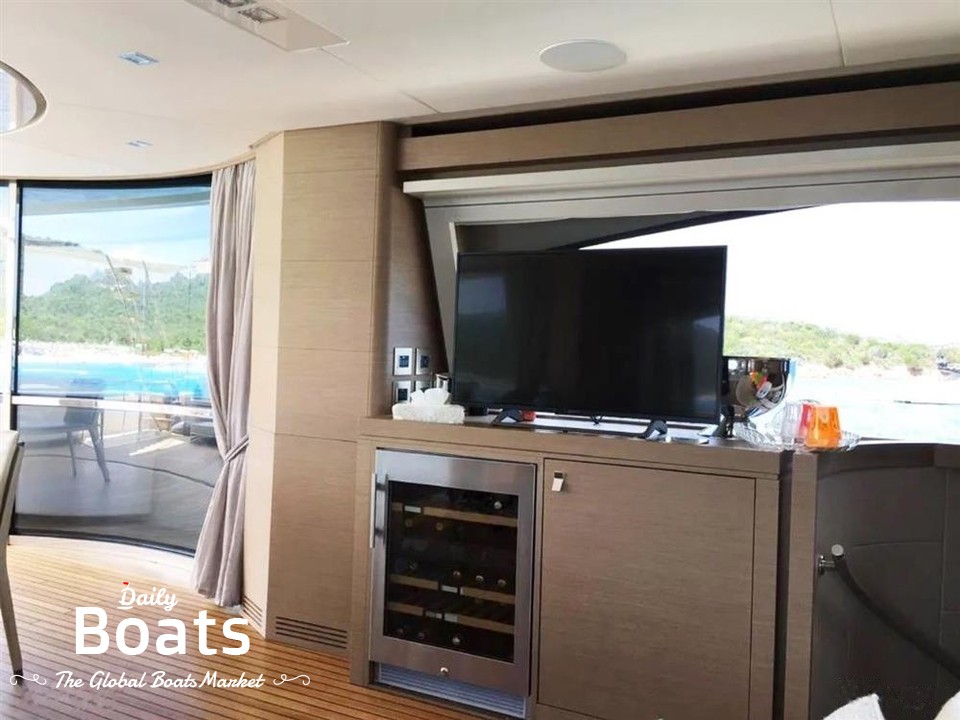 2017 Ferretti Yachts Custom Line 28 Navetta for sale. View price ...