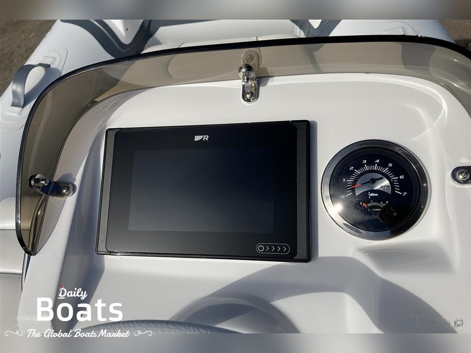 2020 Walker Bay Generation 10 Lte 4 Seat Console for sale. View price ...