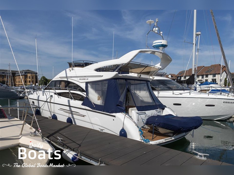 2006 Princess 42 for sale. View price, photos and Buy 2006 Princess 42 ...