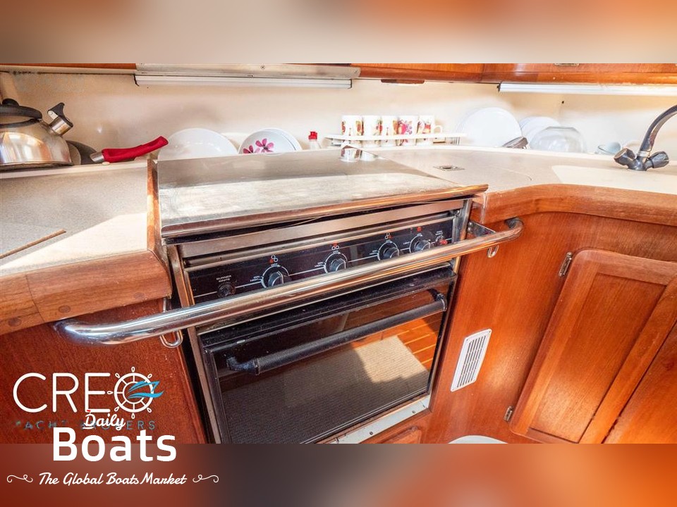1996 Hunter Legend 430 for sale. View price, photos and Buy 1996 Hunter ...