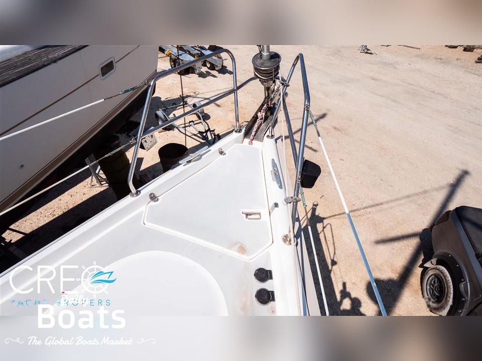 1996 Hunter Legend 430 for sale. View price, photos and Buy 1996 Hunter ...