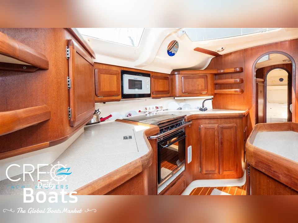 1996 Hunter Legend 430 for sale. View price, photos and Buy 1996 Hunter ...