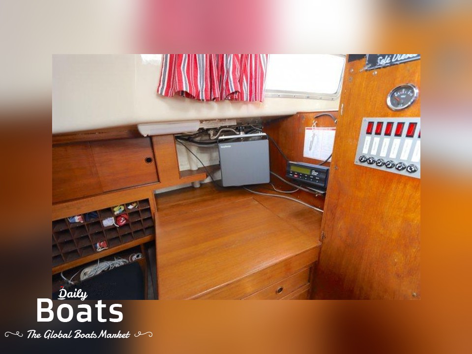 1971 Sparkman & Stephens Deb 33 for sale. View price, photos and Buy ...