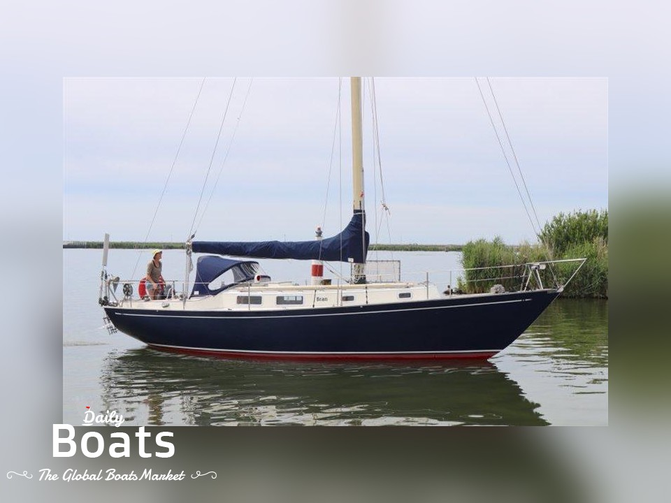 1971 Sparkman & Stephens Deb 33 for sale. View price, photos and Buy ...