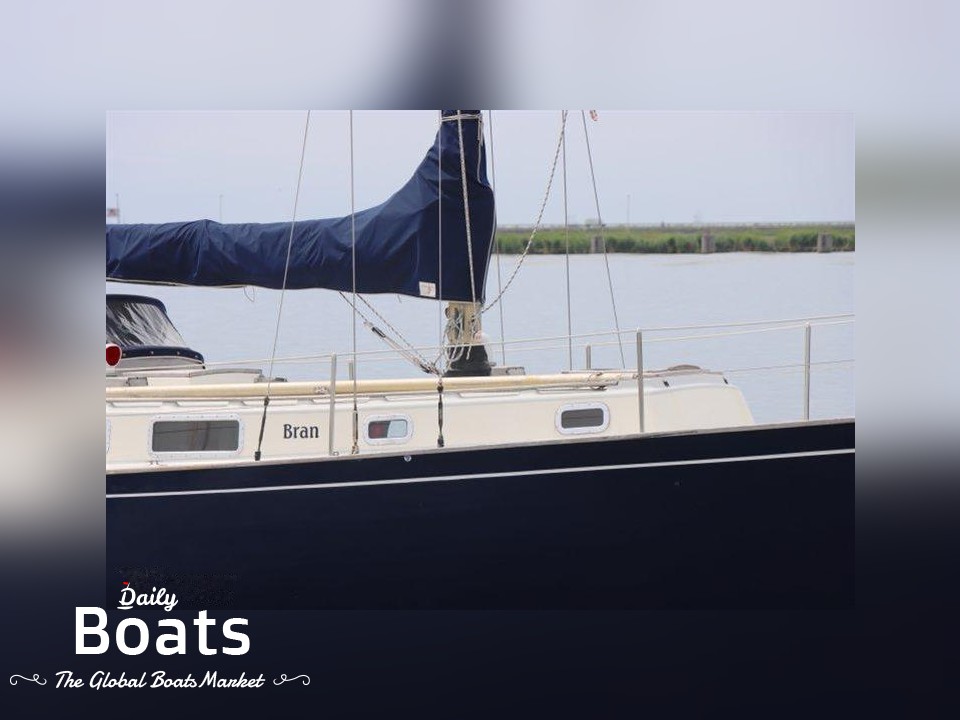 1971 Sparkman & Stephens Deb 33 for sale. View price, photos and Buy ...