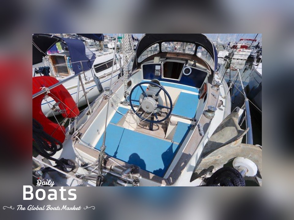 1971 Sparkman & Stephens Deb 33 for sale. View price, photos and Buy ...