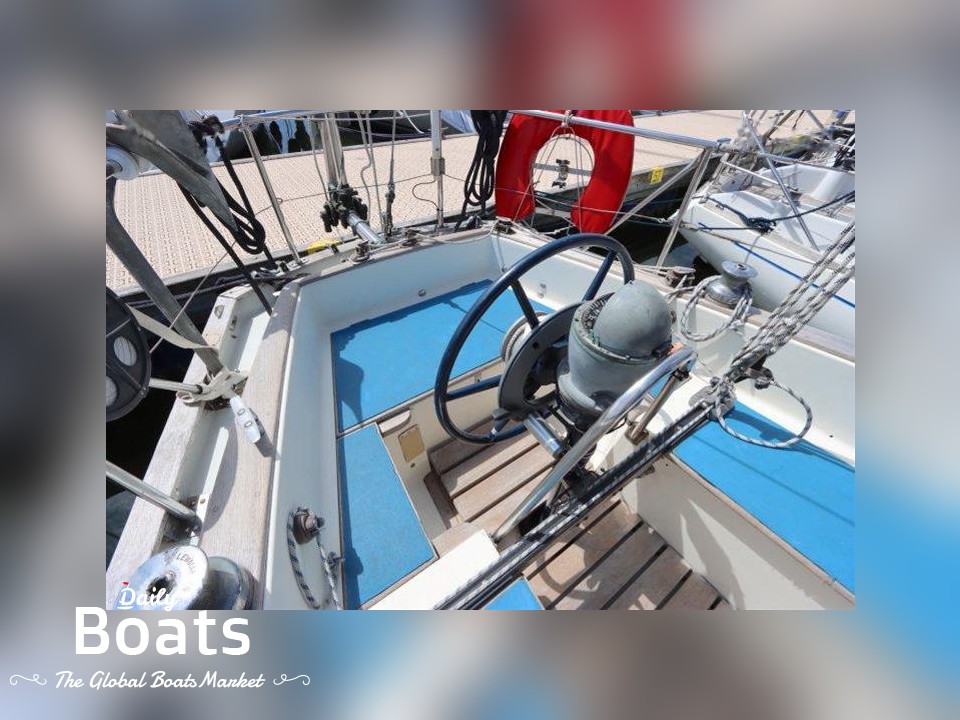 1971 Sparkman & Stephens Deb 33 for sale. View price, photos and Buy ...