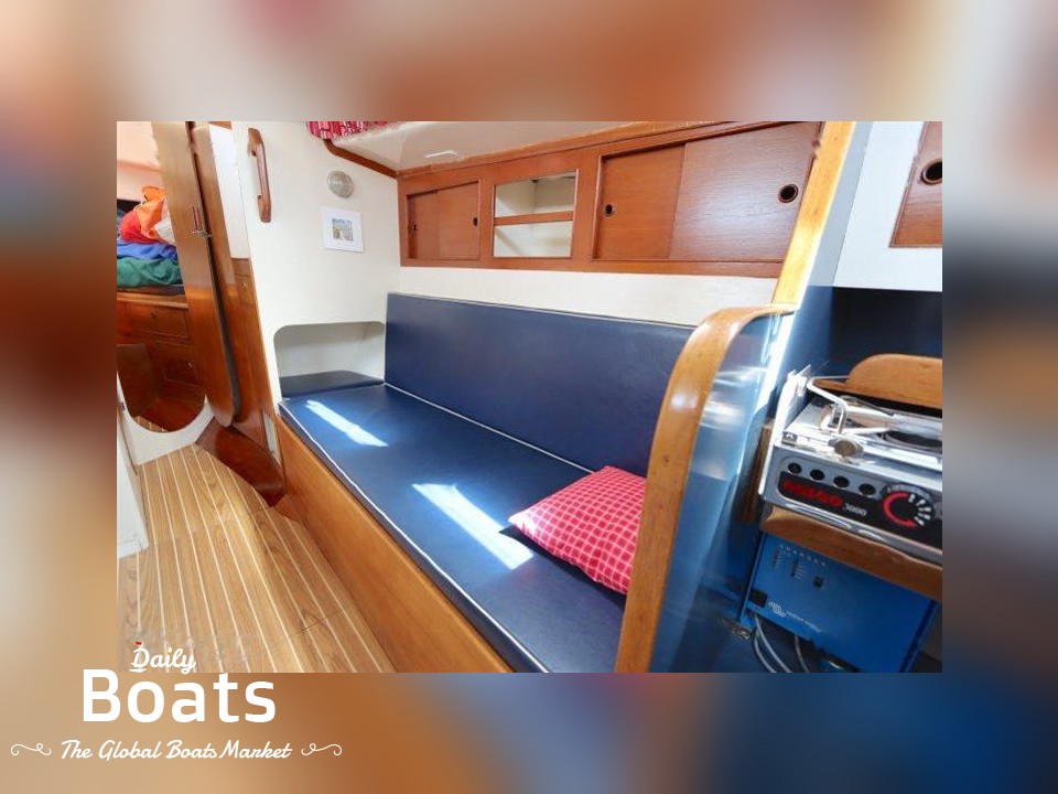 1971 Sparkman & Stephens Deb 33 for sale. View price, photos and Buy ...