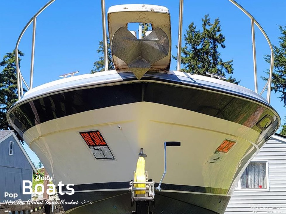 1986 Bayliner Boats 32 Conquest for sale. View price, photos and Buy ...